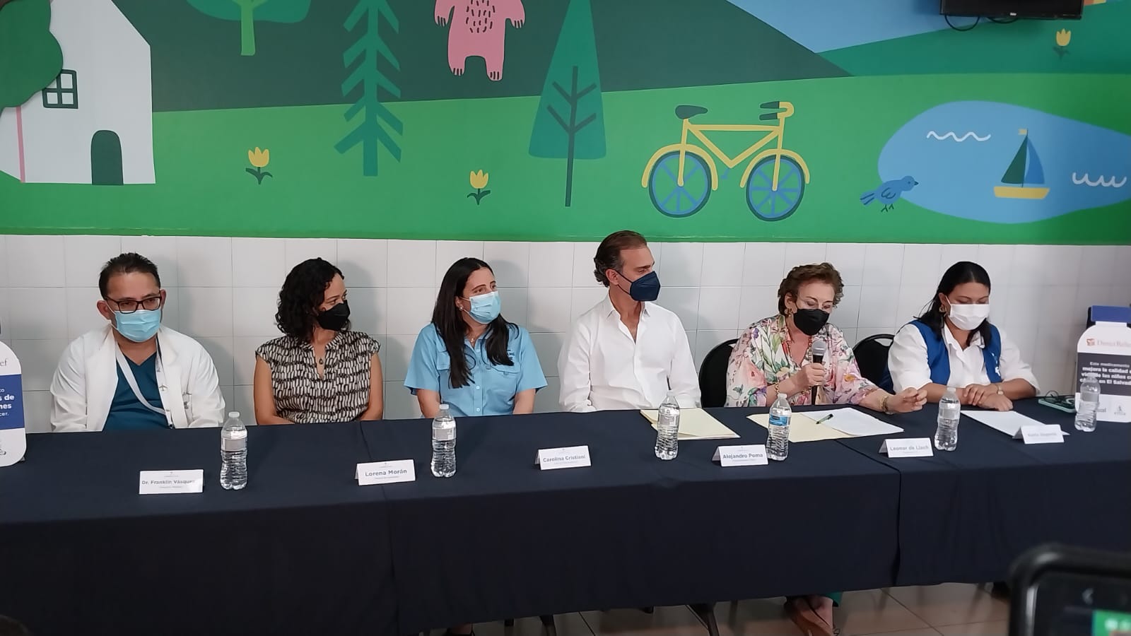 Pacientes en el Hospital Bloom son beneficiados con un donativo de ...